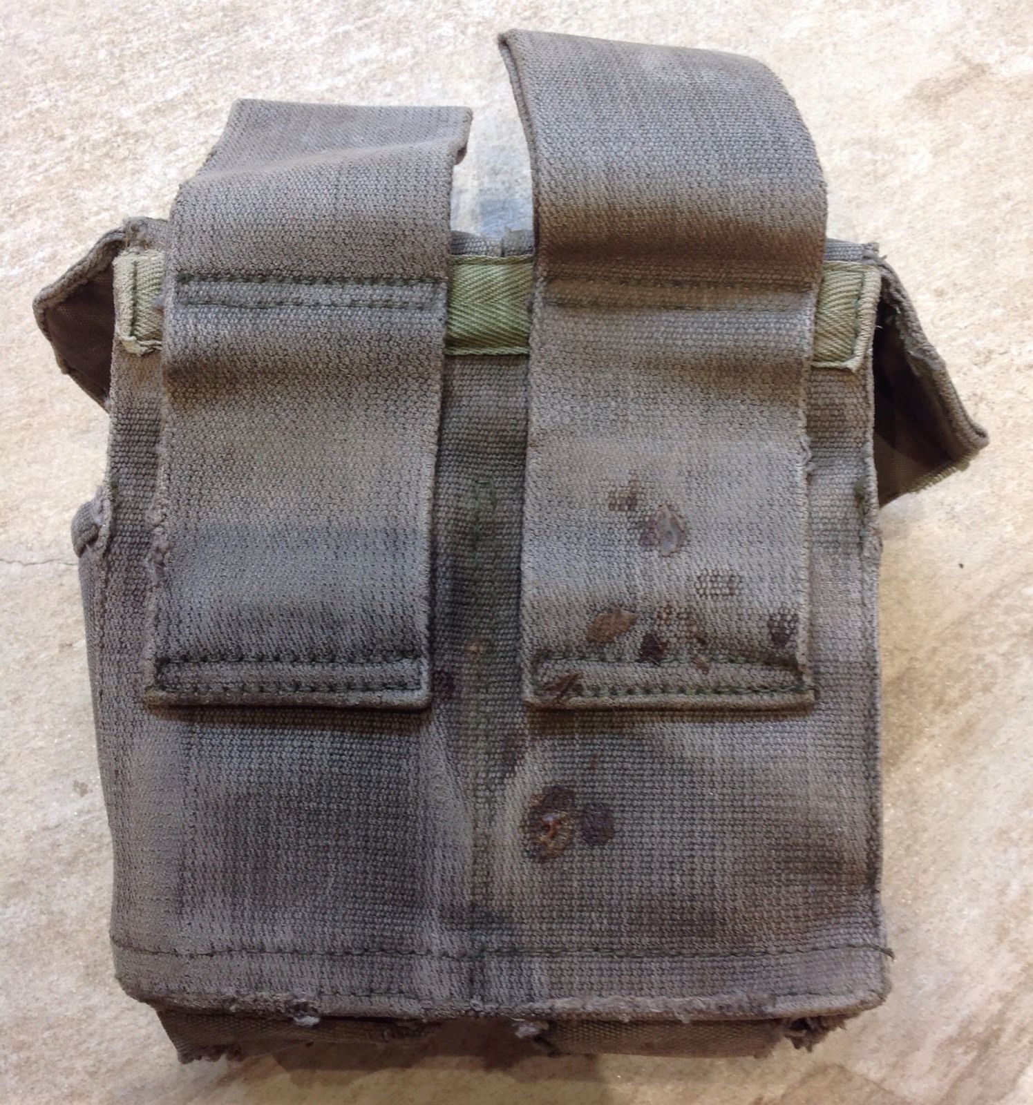 Webbingbabel: British SAS Low Drop Ammo Pouch