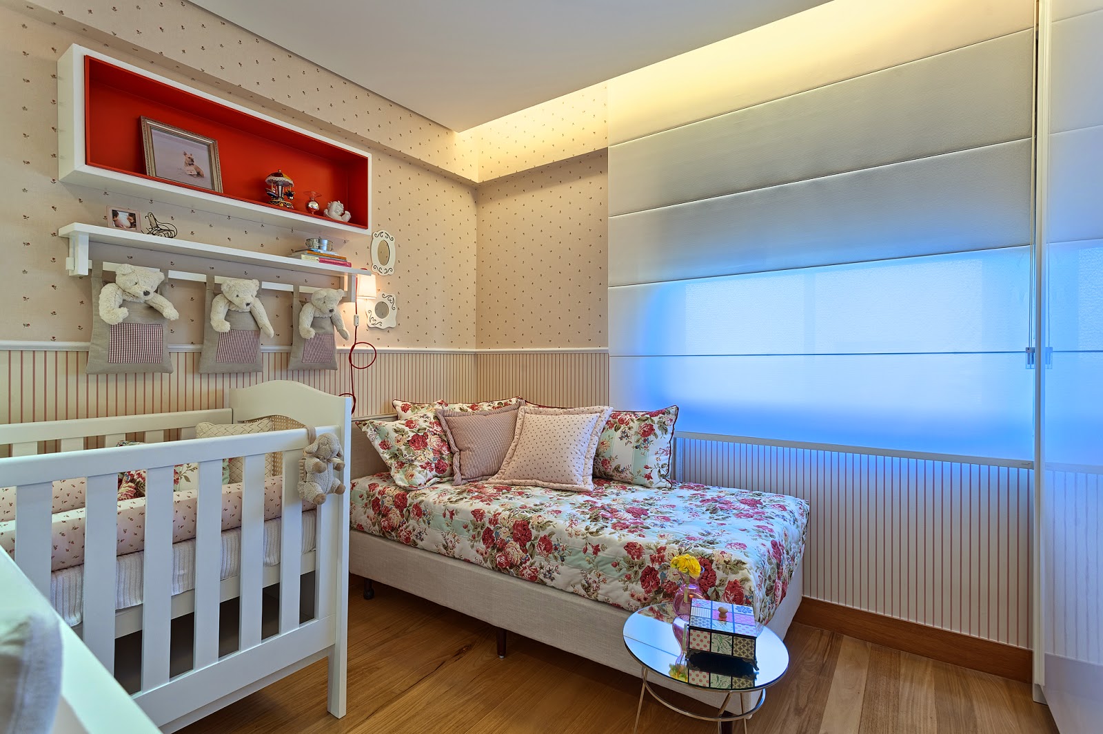 Quarto de bebê menina decorado de vermelho e branco – lindo! Confira ...