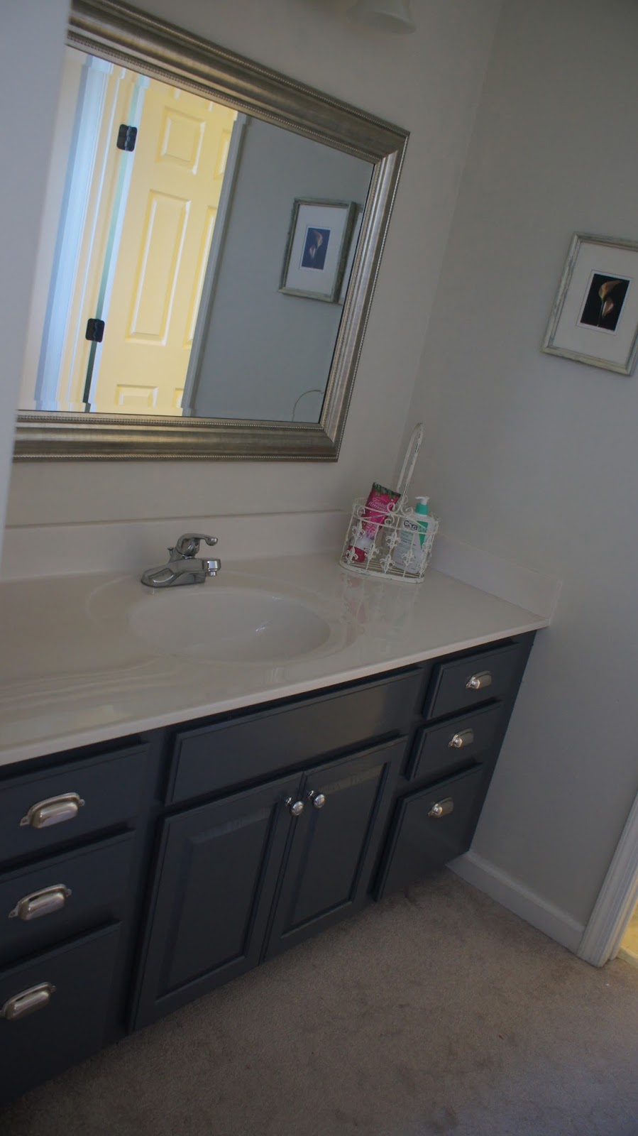 Crafty Little World: Vanity area transformation!