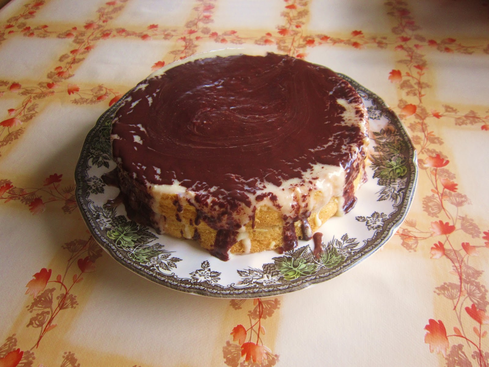 cocinaiarte: BIZCOCHO RELLENO DE CREMA DE LECHE