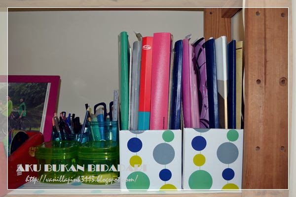 aku bukan bidadari: BILIK KERJA ::Part 1 -MENYISIH barang