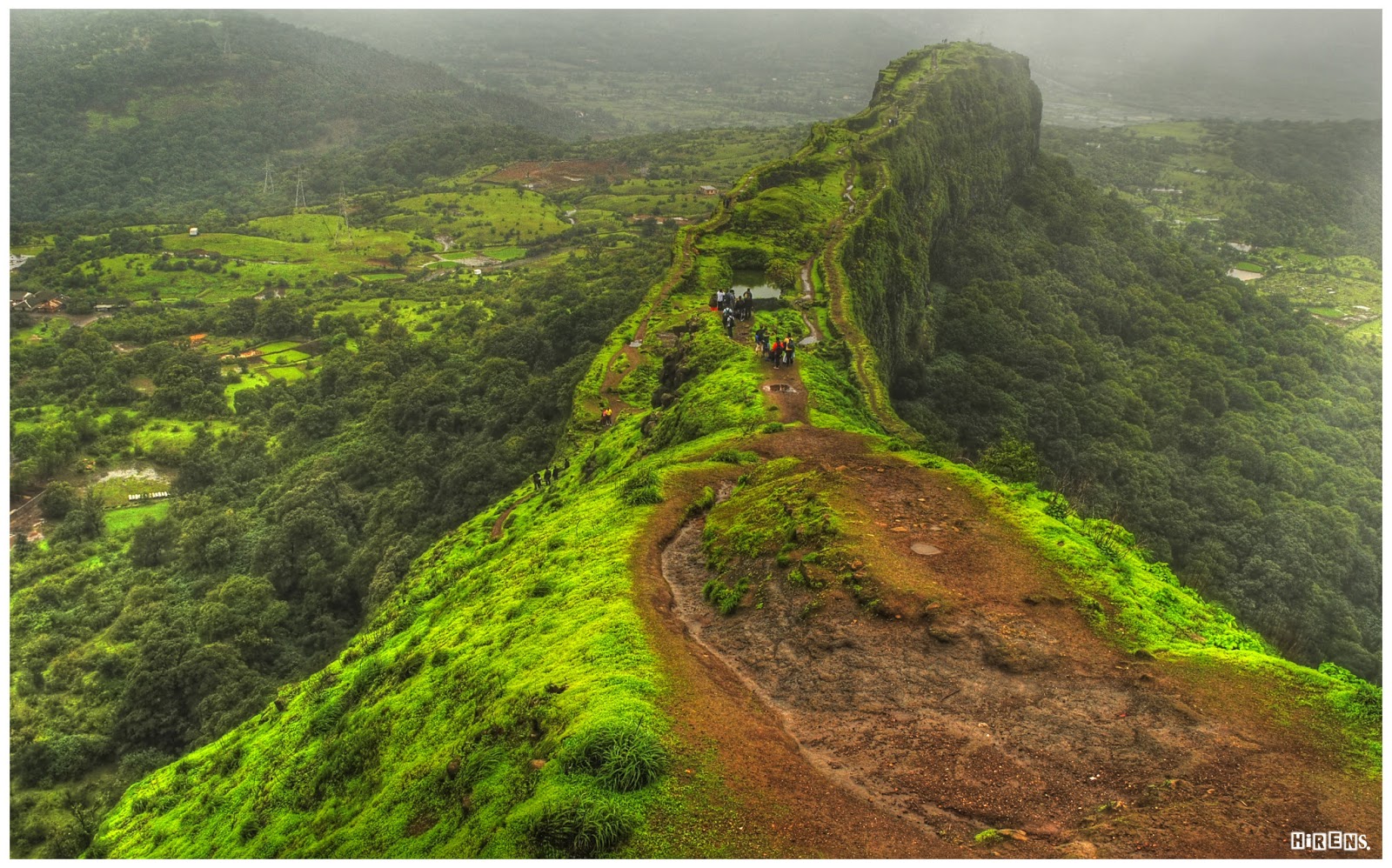 HirenS Travel Blog: Trek to Lohgadh Fort