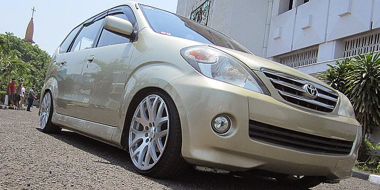 BonCel ModiF: Modifikasi Mobil Avanza G ceper