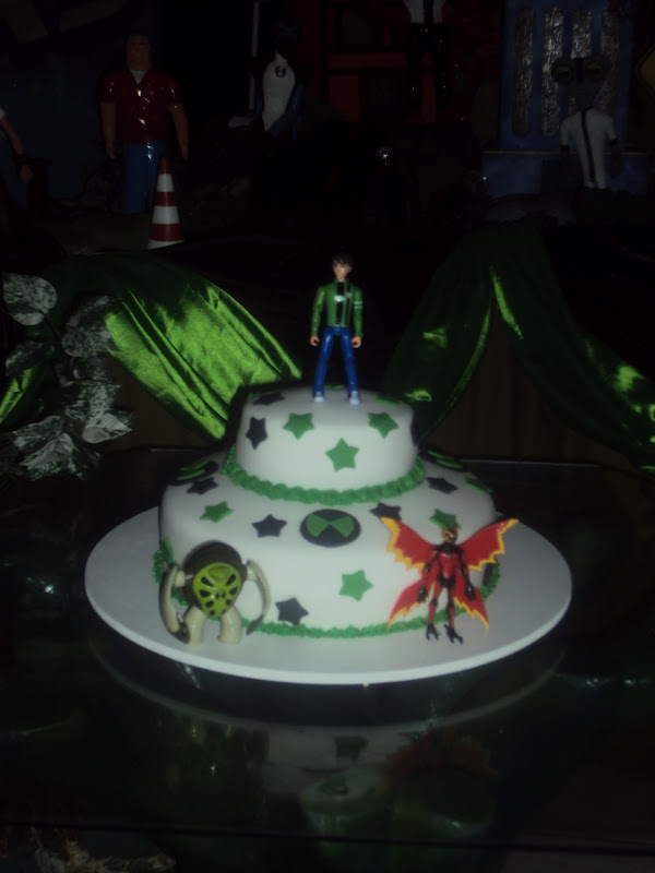 JASMIM DOCES E TORTAS: BOLO BEN 10 FORÇA ALIENIGENA