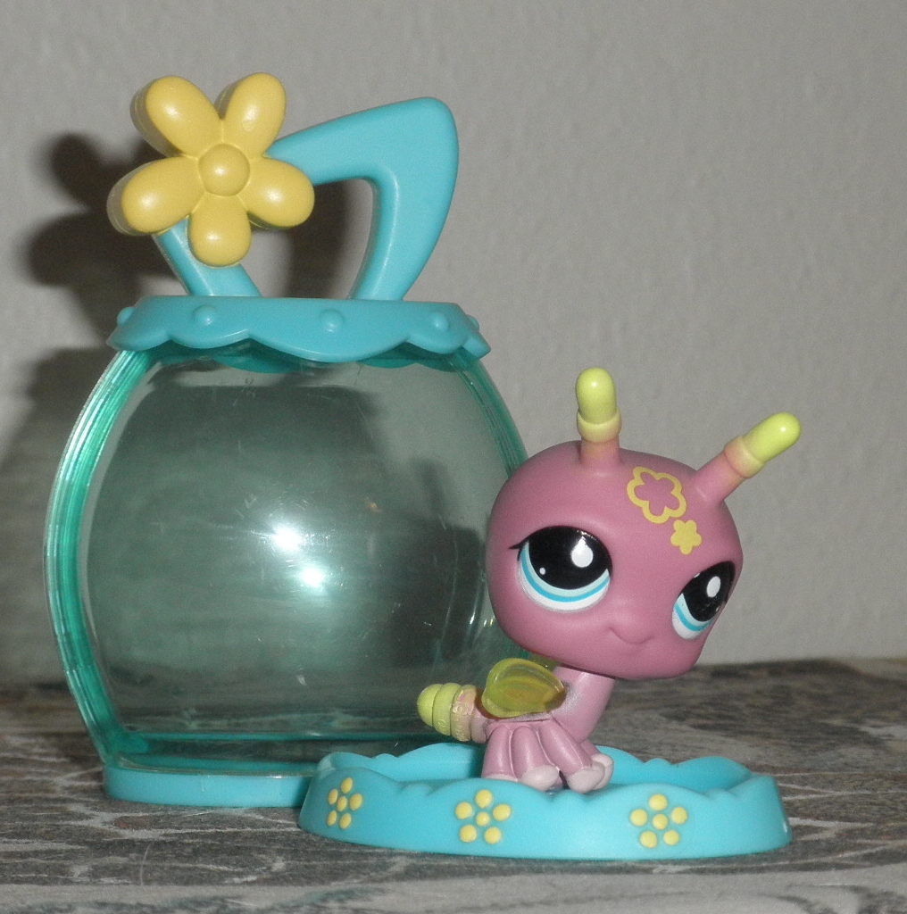 Collectomania: LPS Firefly