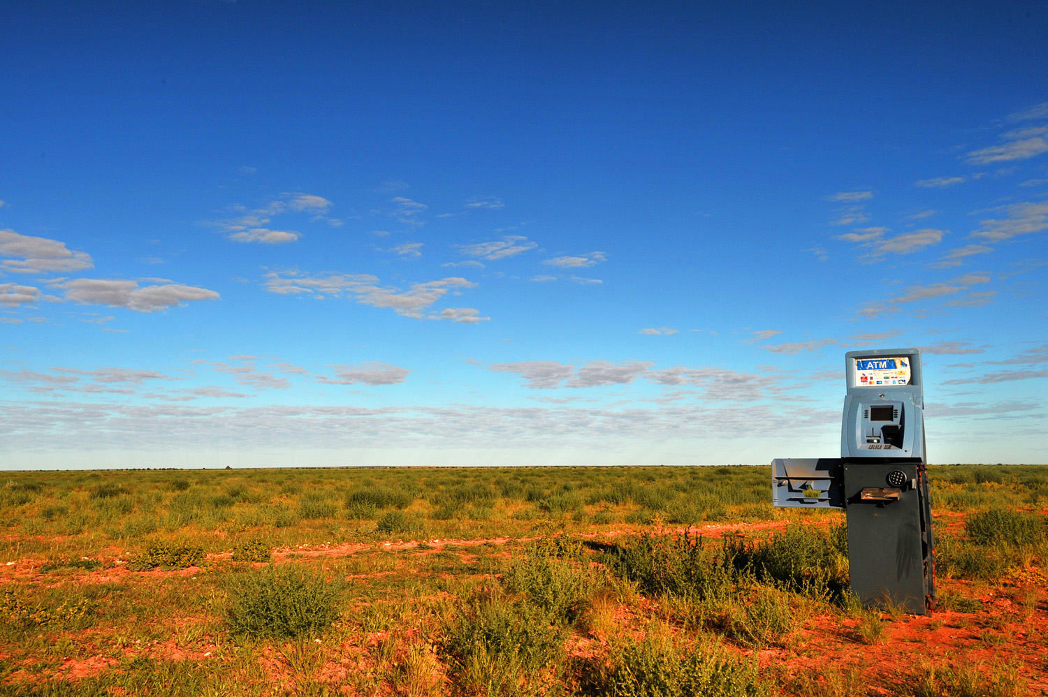 Bluedog Photography: The Outback is Open!