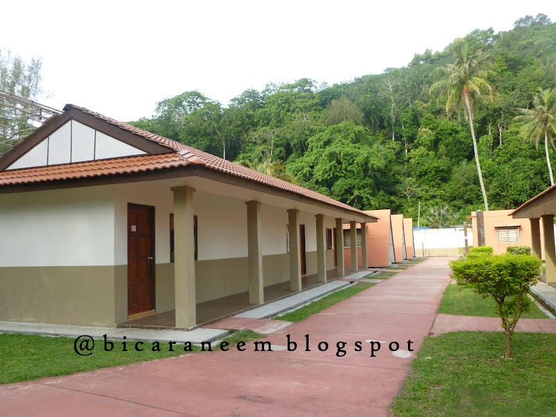 Santai@Merdeka Beach Resort - Inilah Ceritaku