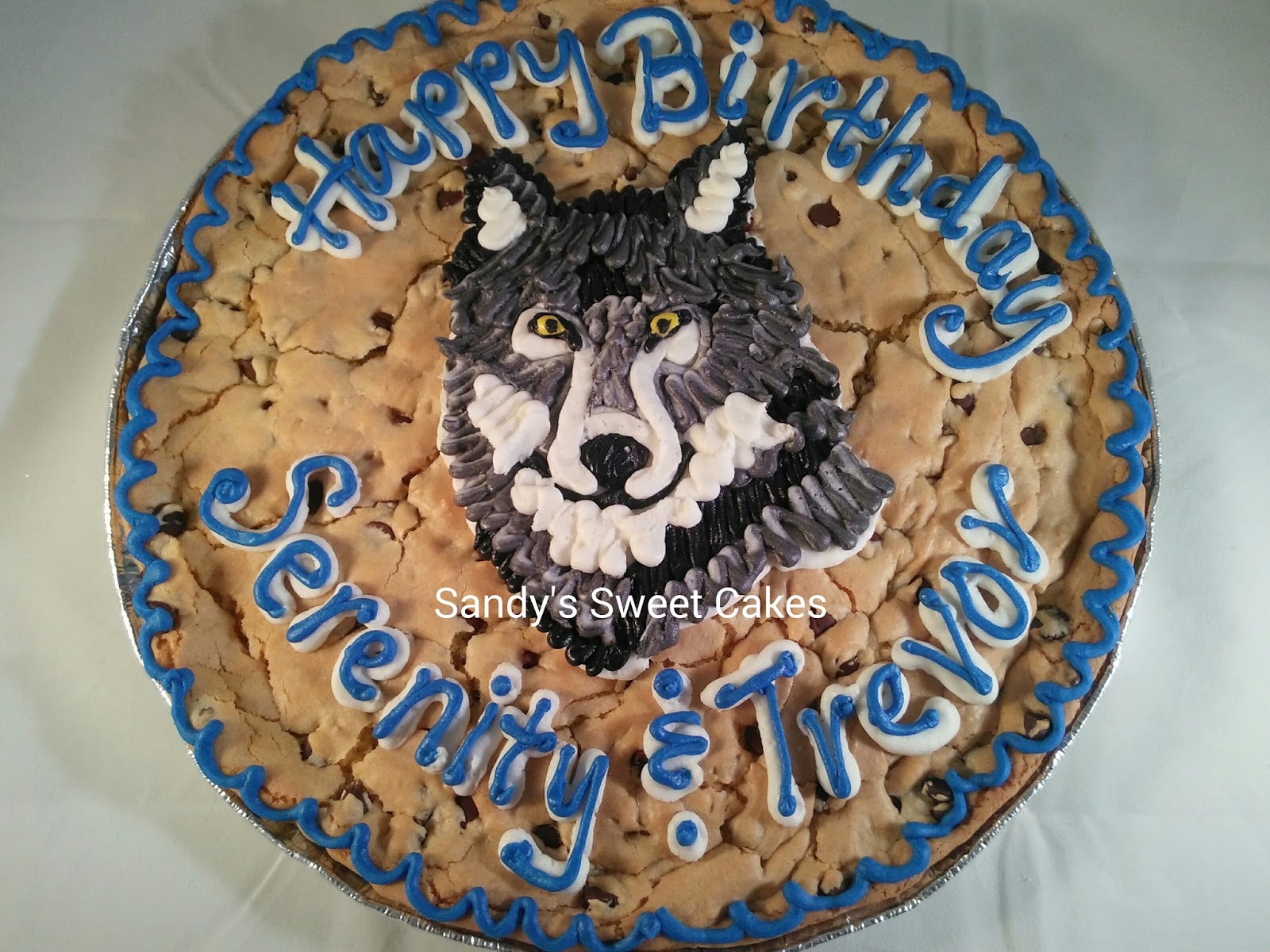 Sandy's Sweet Cakes: Wolf cookie cake
