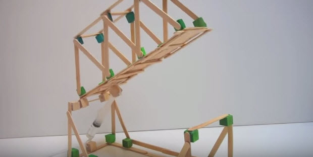 สาธิตการเคลื่อนที่ของโมเดลจำลองสะพานกลไกไฮดรอลิกจากไม้ไอติม DIY ...