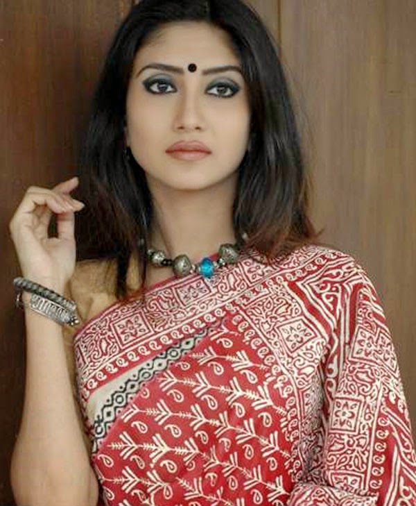 Debolina Dutta Biography, Wiki, Dob, Native Place, Family, Career ...
