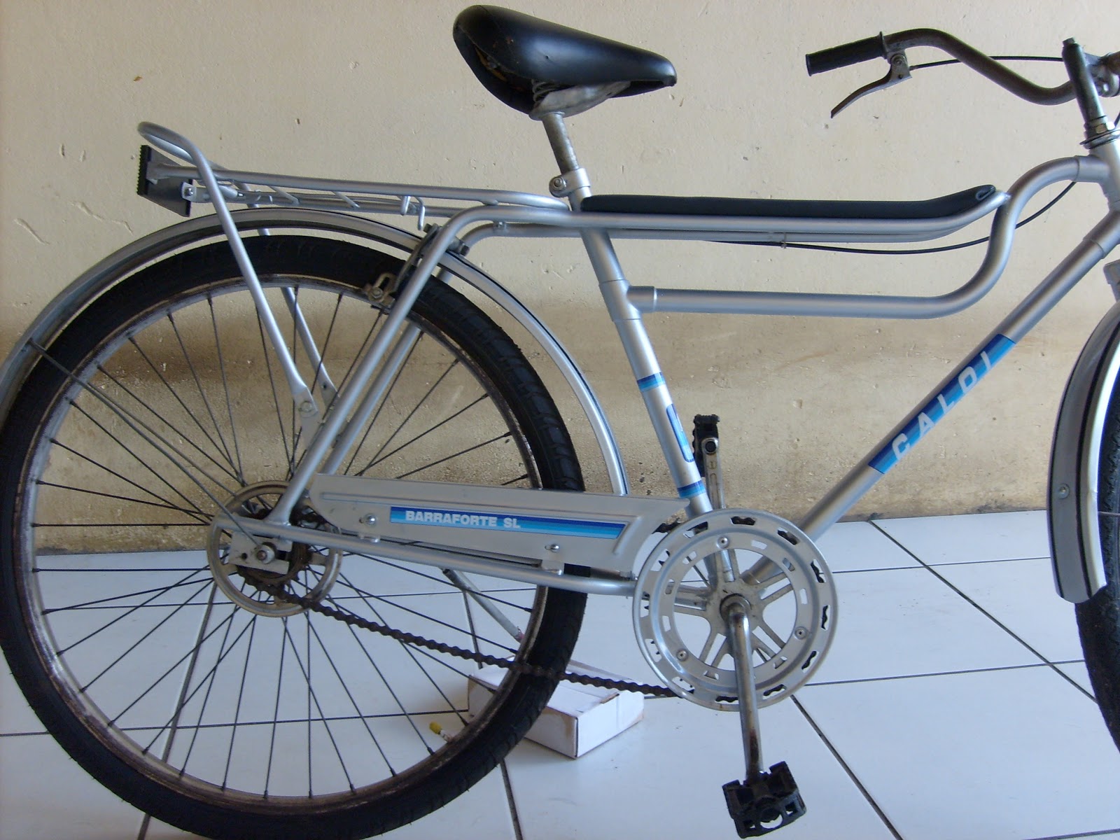 Coleção Bicicletas Antigas: Caloi barra forte super luxo