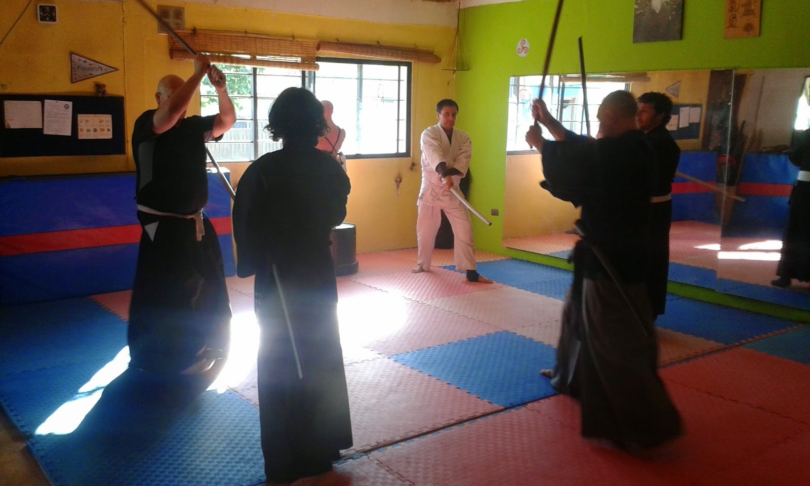 ESPADA SAMURAI: Clases en "Samurai Kumdo kwan", practica de técnicas de ...