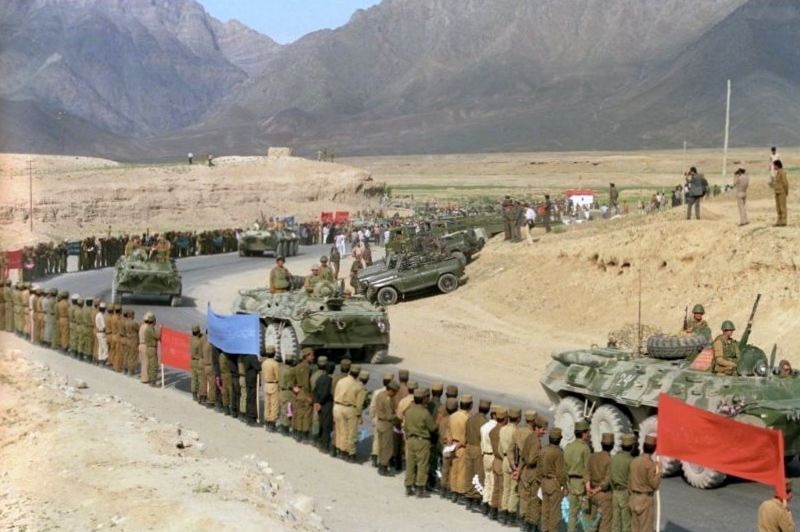 Photos of Soviet Withdrawal From Afghanistan in 1989 ~ Vintage Everyday