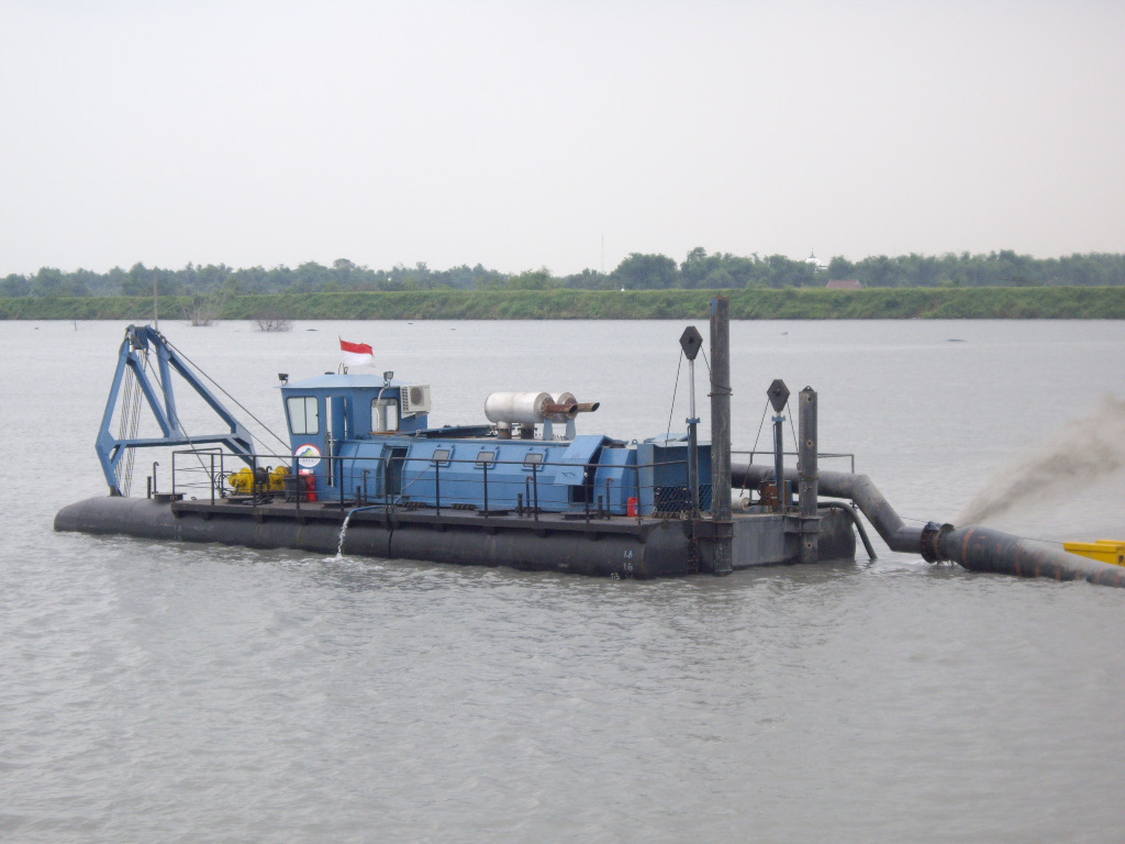 HAMSON CUTTER suction DREDGE { dredger dredging } BUILDER MANUFACTURER ...