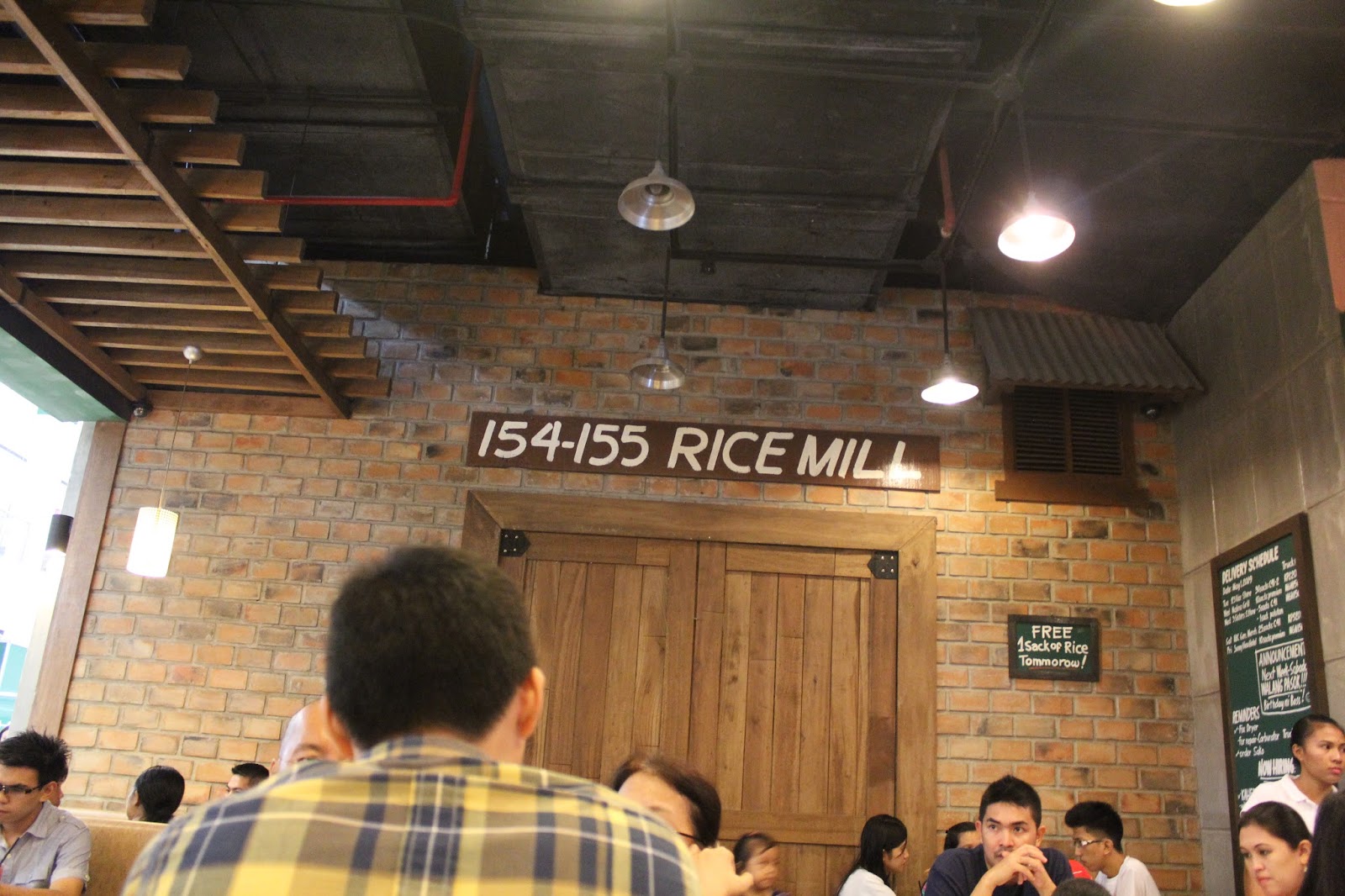 Stay, Stray, Play and Feast: Molino Grill, SM City Naga