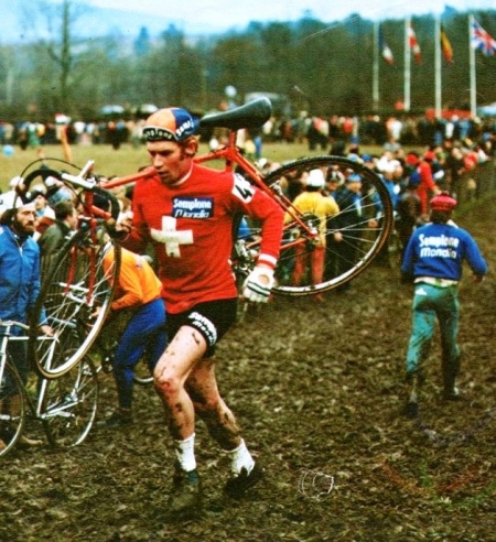 CINECICLETAS Y BICICINE: TODO NEGRO