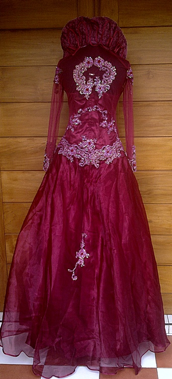 Ulfa's Kebaya - Kebaya Modern, Pengantin, Wisuda: Kebaya Semi Gaun ...