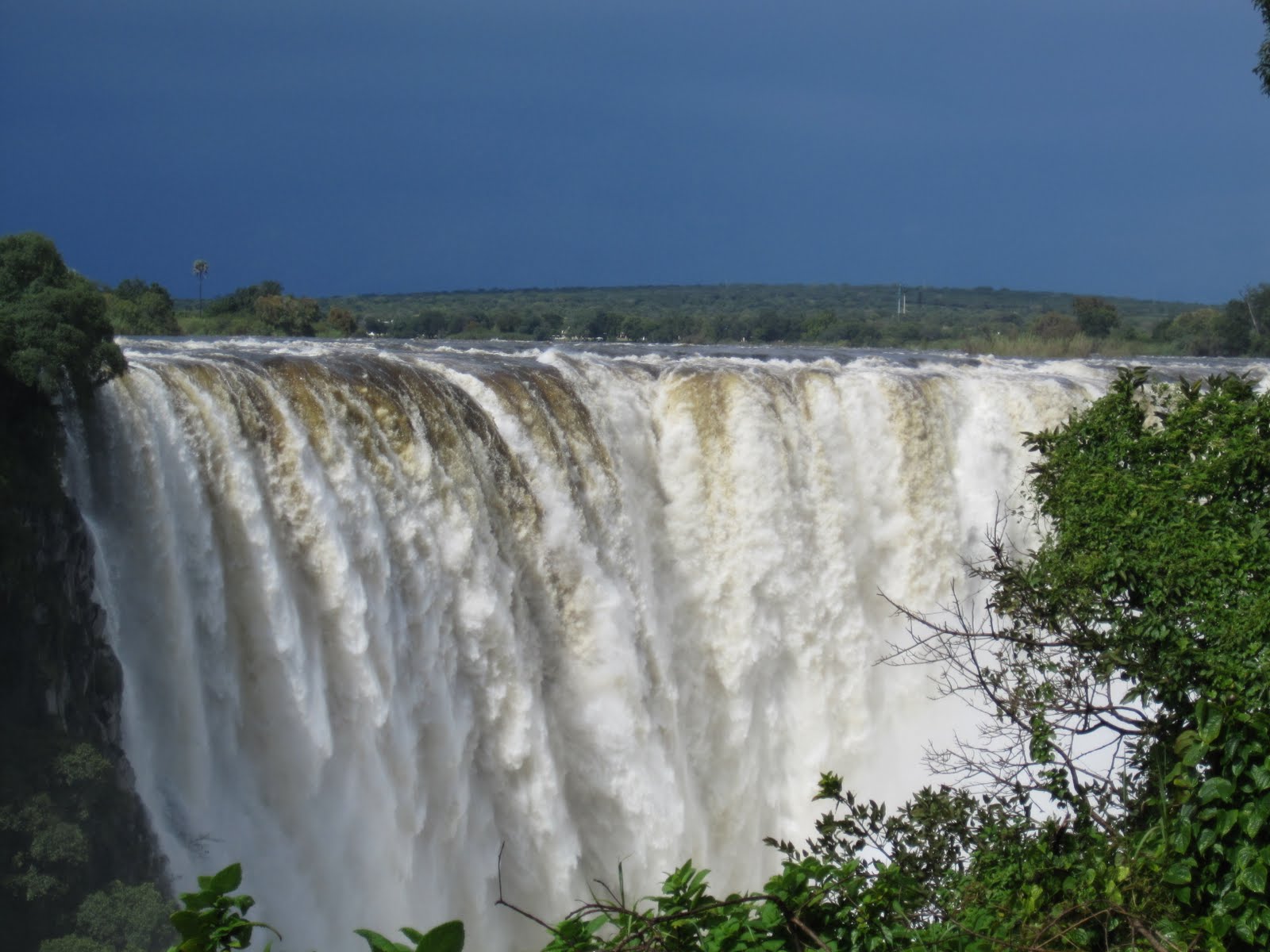 Fresh Nature Wallpapers: Big Waterfall Wallpaper