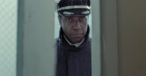 DAILY FILM DOSE: A Daily Film Appreciation and Review Blog: Flight