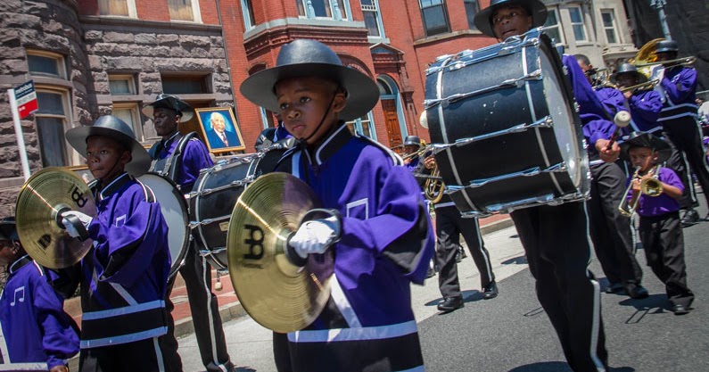 One Photograph a Day: The United House of Prayer Parade