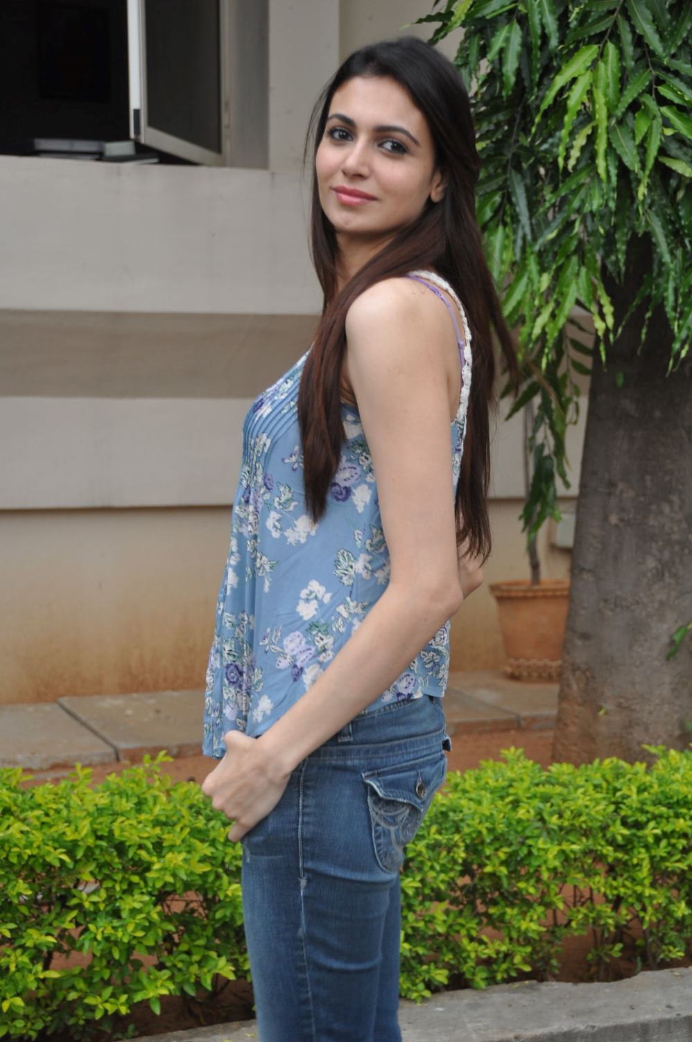 Simran Kaur photo shoot at Potugadu press meet