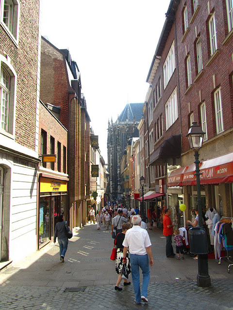 Urban Research: The streets of central city of Aachen, Germany