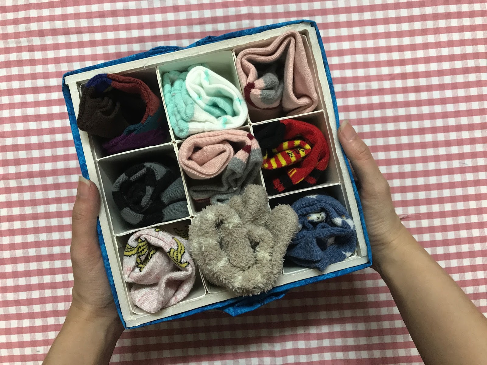 Tutorial #25: Sock Organization Box | The Idea King