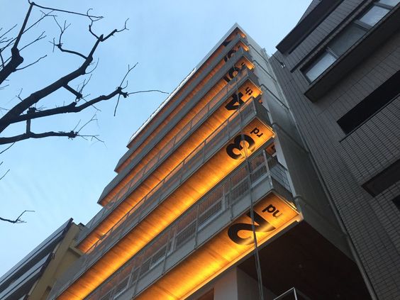 10 URBAN SIGN DESIGN IDEAS