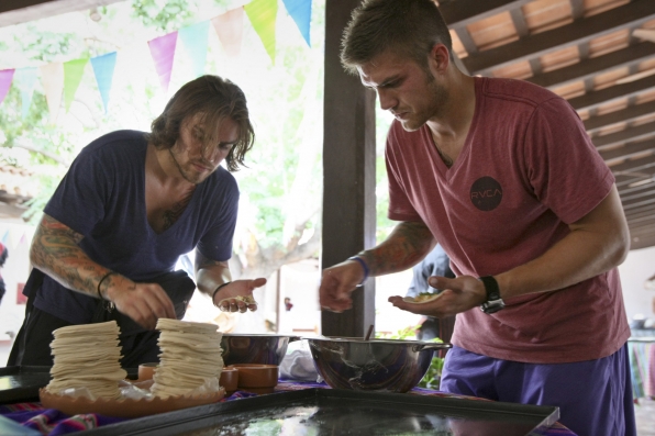 The Amazing Race – Episode 20-1 Review – “Season Premiere Is A Comedy ...