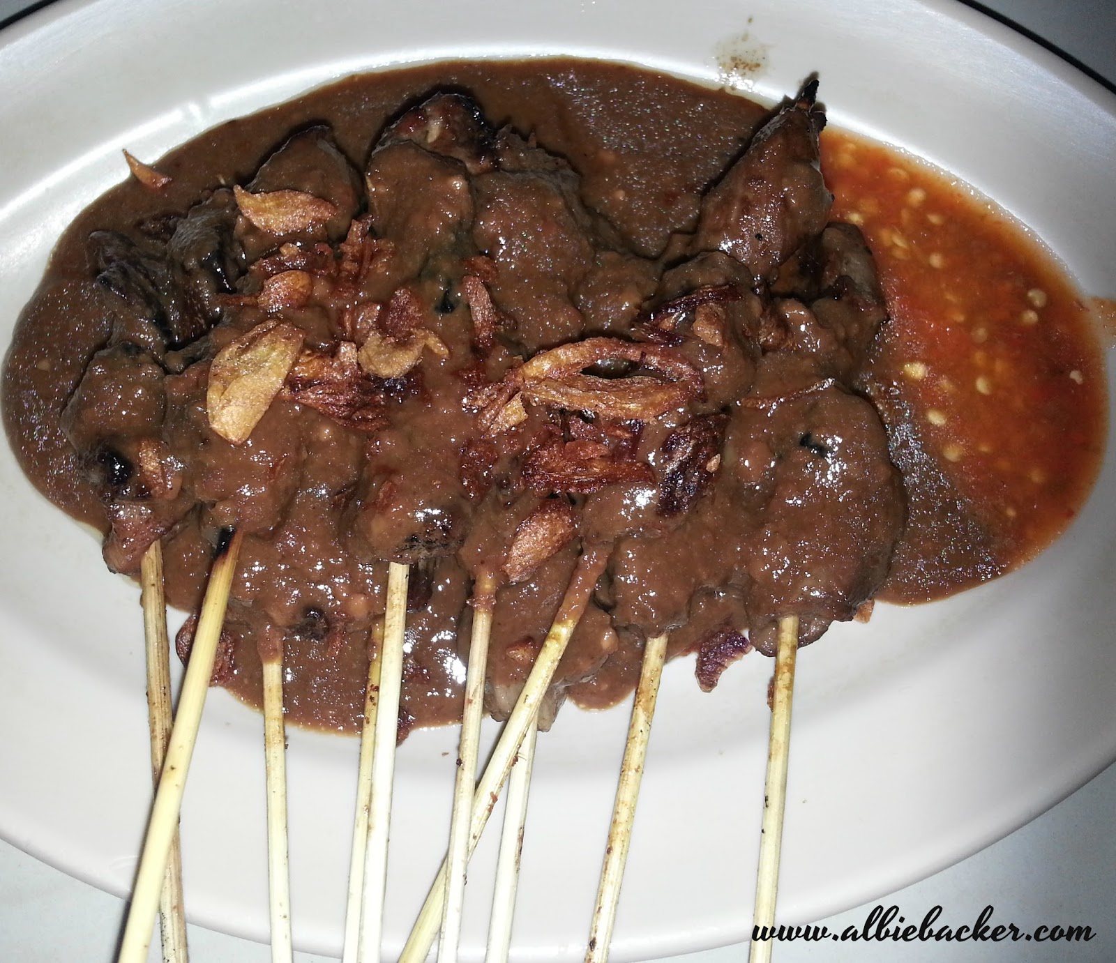 nak makan sate - Joan Slater