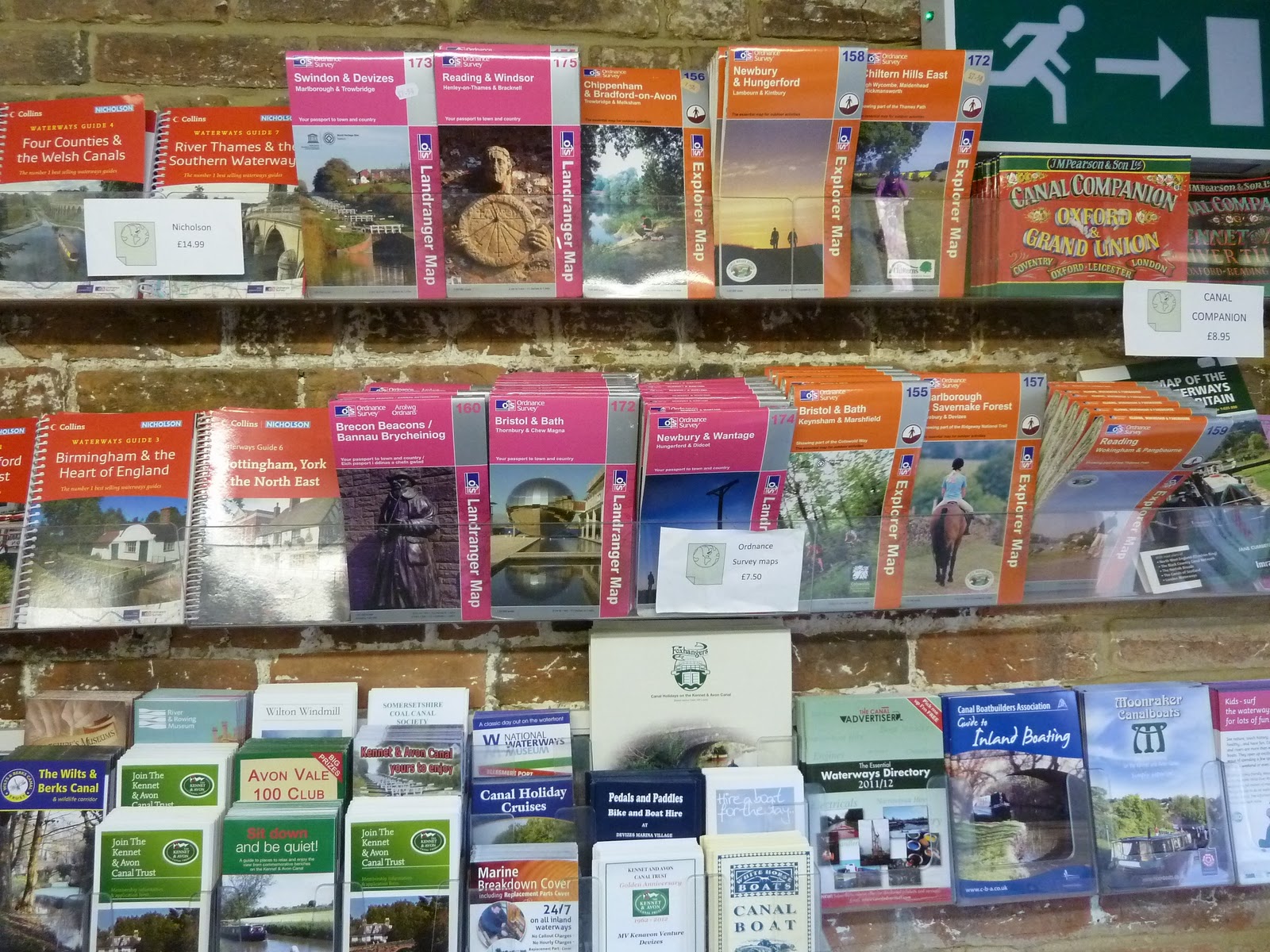 Devizes Days in Words and Pictures 2015: Canalware and Gifts for Sale ...