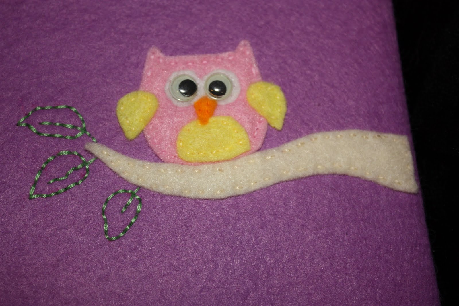 Made by Mama: Felt notebook cover