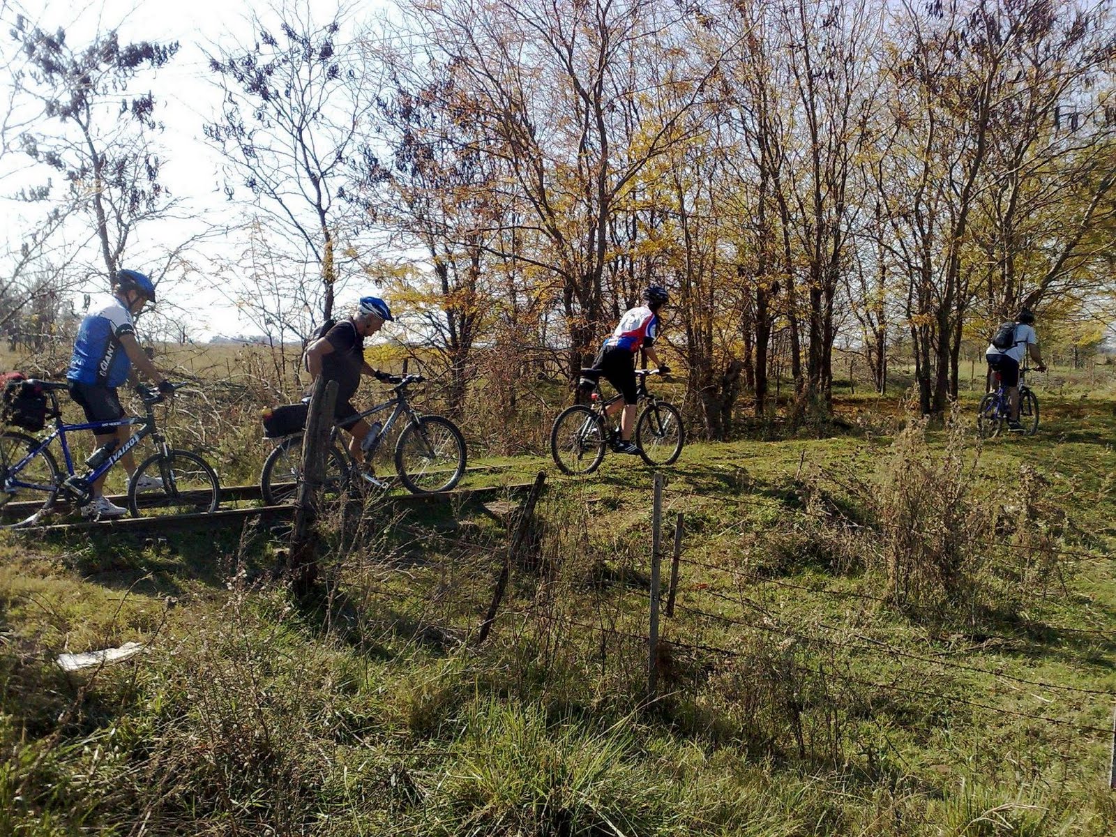 pensando la bronca: SALIDA de Rural Bike