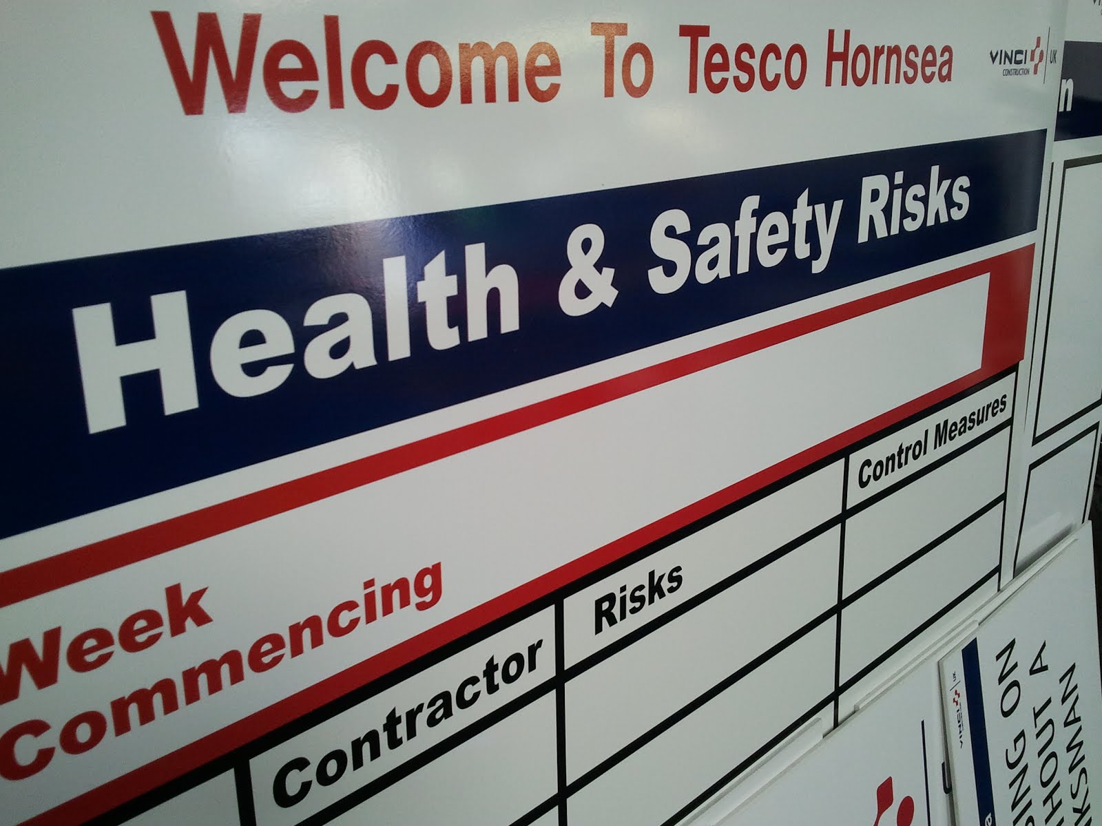 The Green I Signs Blog: VINCI UK Construction site health & safety ...