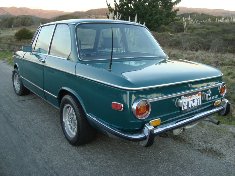 5k Flash: Automatic Roundie; 1972 BMW 2002 - DailyTurismo