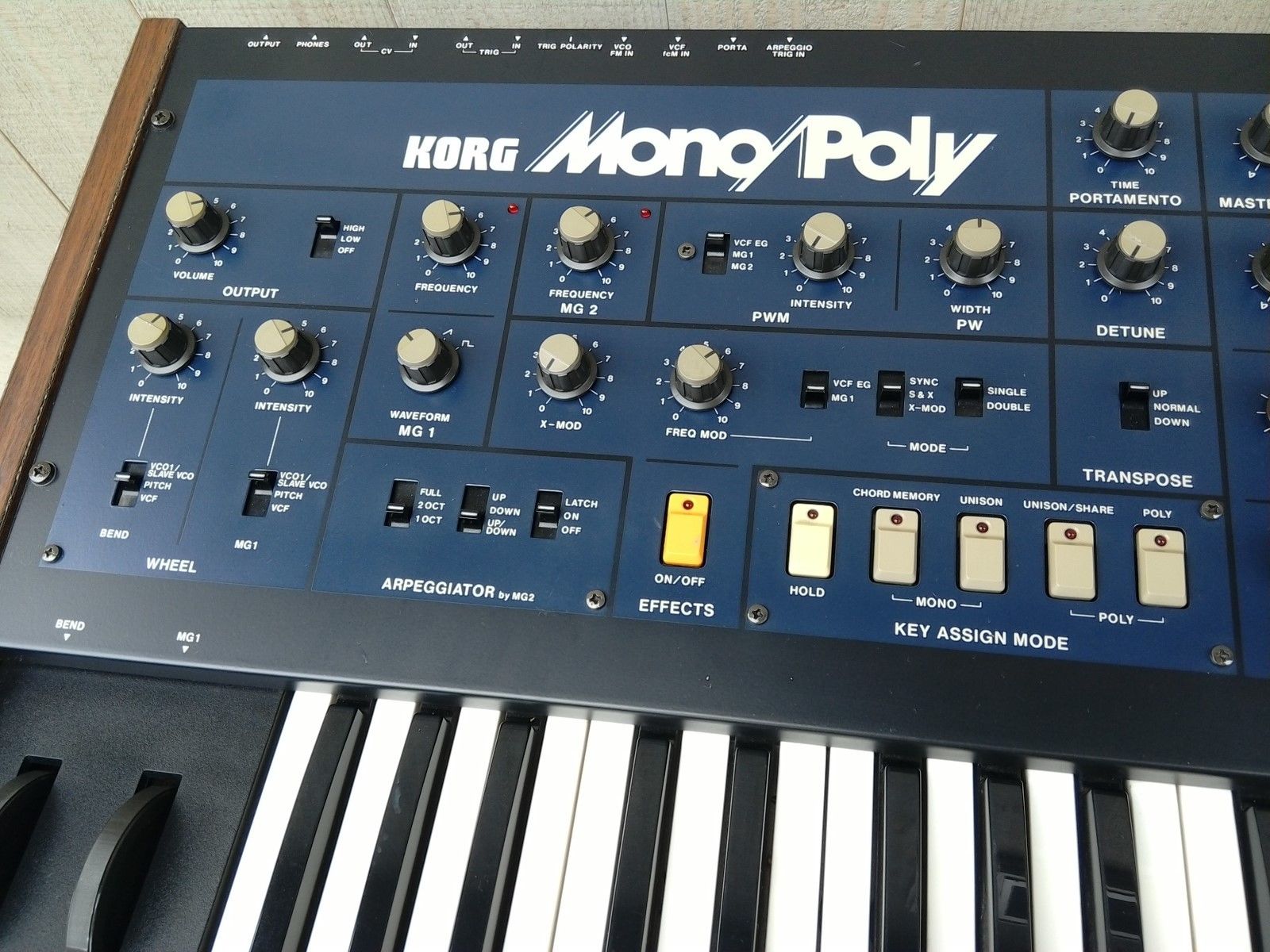 MATRIXSYNTH: KORG MONO/POLY monophonic synthesizer serviced