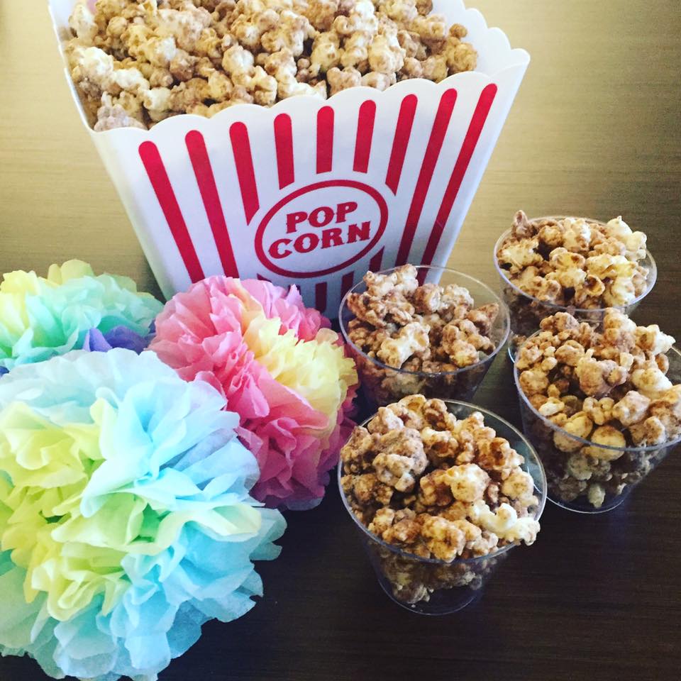 Mother Always Told Me...: Loco for Hoco! {Recipe: Churro Popcorn}