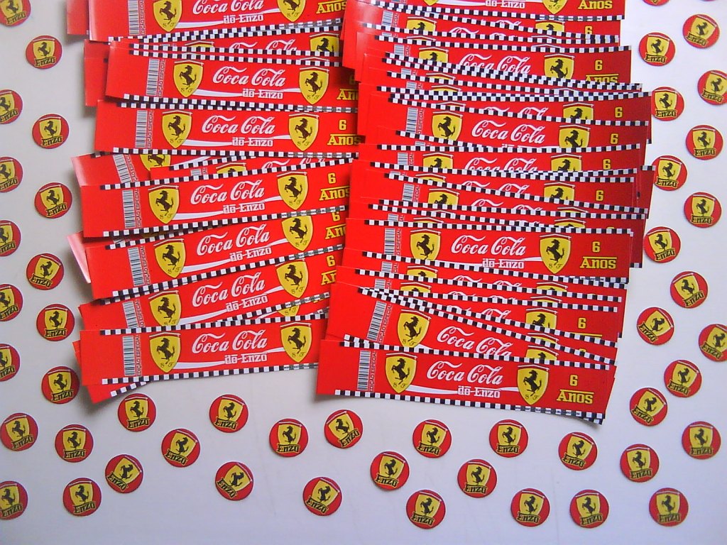 Coca Cola Ferrari do Enzo | Fest Arte Lembranças