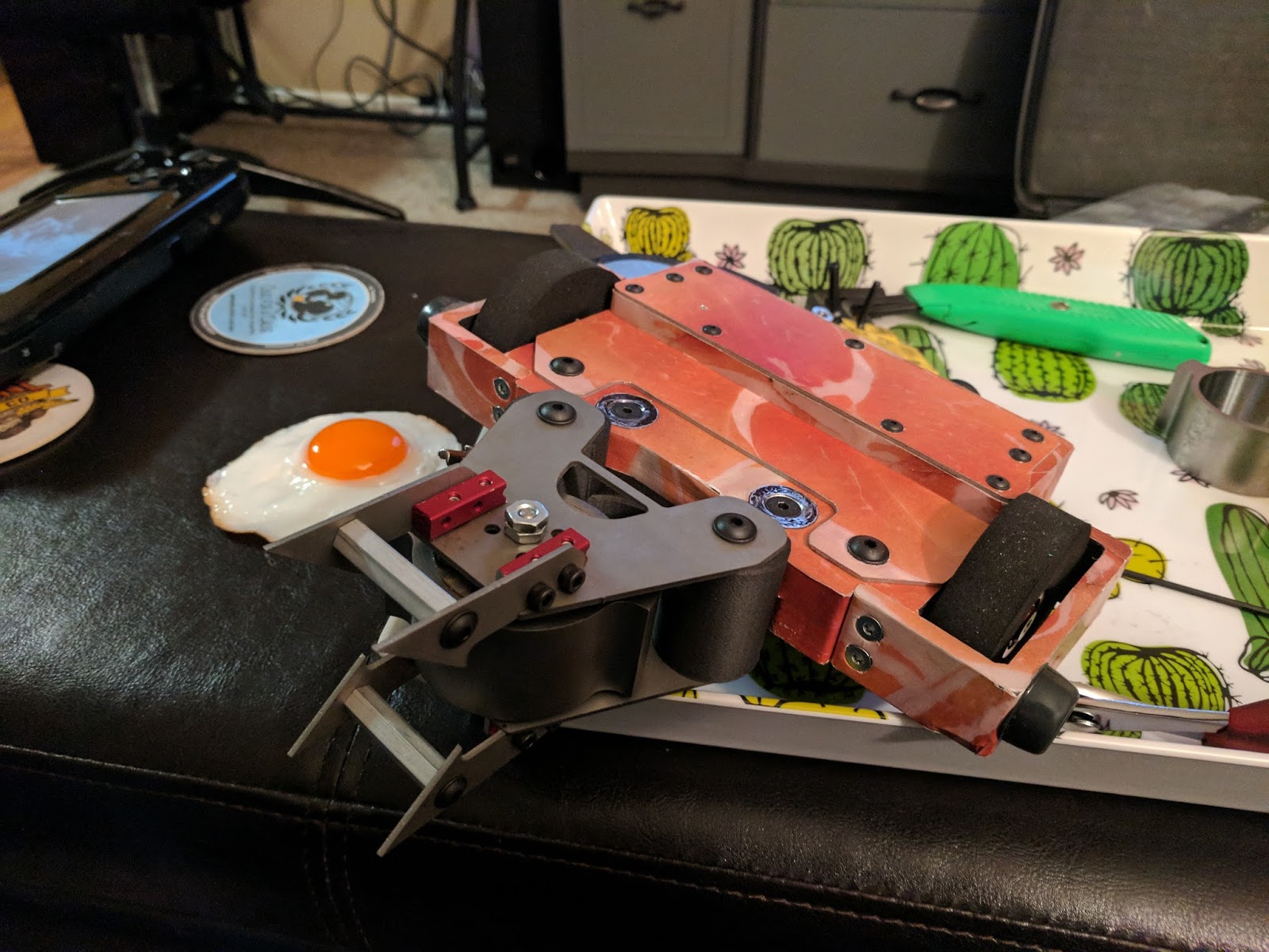 aaronbot3000: Modular combat robots: Dinner Time, Margin of Safety 4+