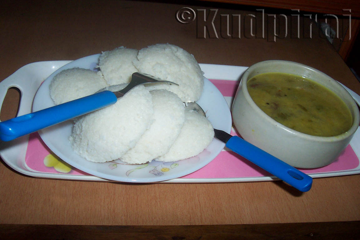 Kudpiraj's Garam Tawa: Idli Soup