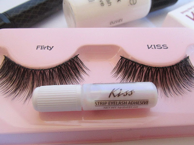 Kiss 'Flirty' False Lashes For A Big, Bold Flutter | Pretty and Polished