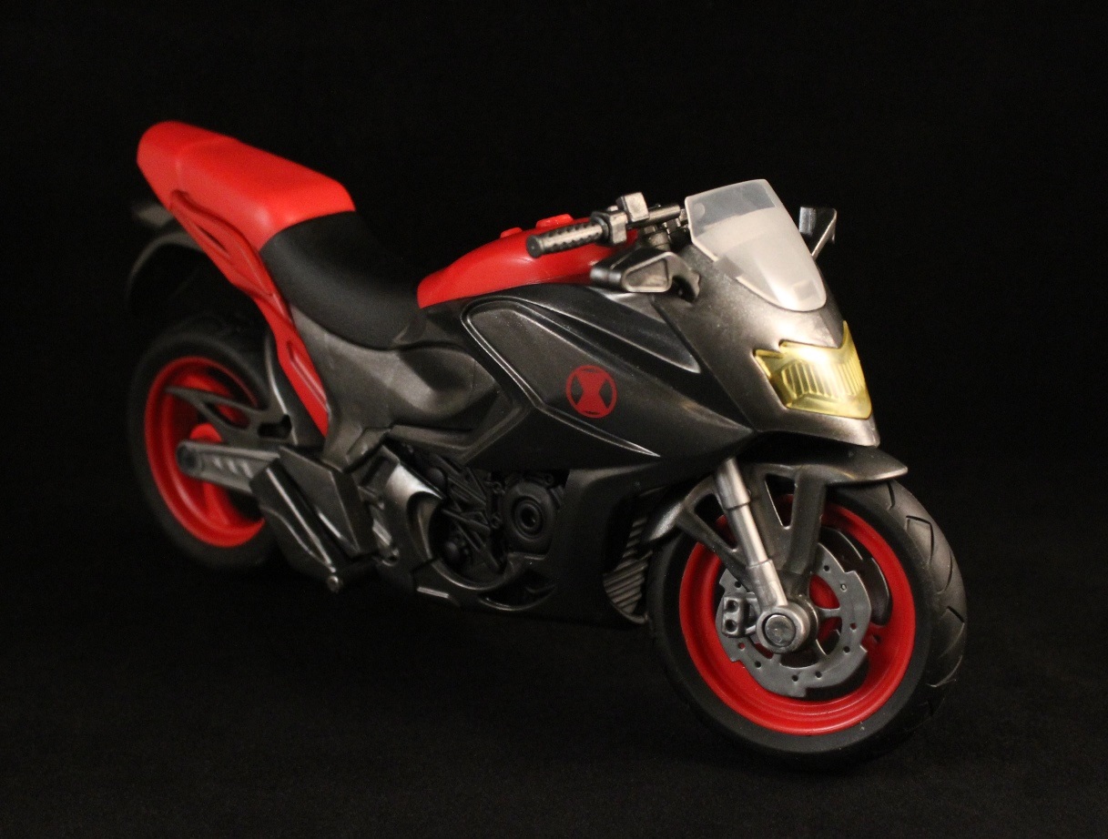 She's Fantastic: Marvel Legends - BLACK WIDOW & MOTORCYCLE!
