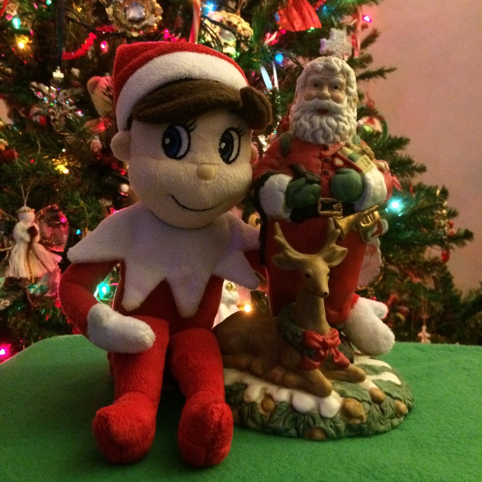 Athya the Elf: A hug for the big elf