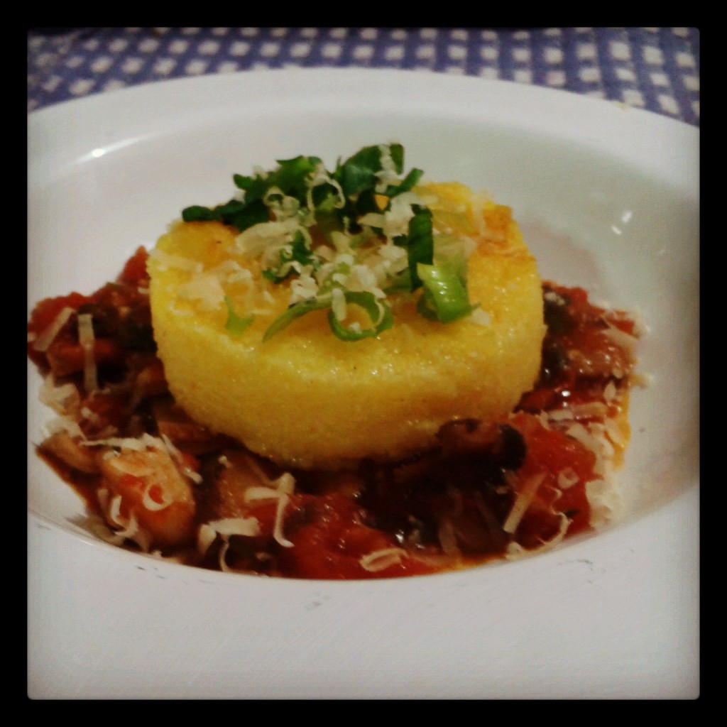 Polenta com ragu de shitake | Receita Ricardo Guerra