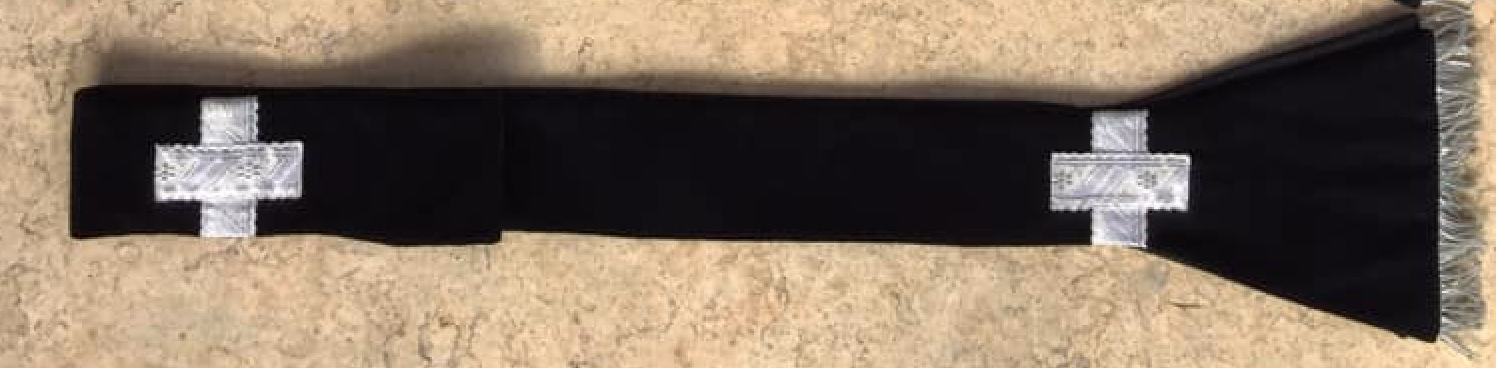 Sacristy Tips: The Roman Method for Wearing a Roman Stole ~ Liturgical ...