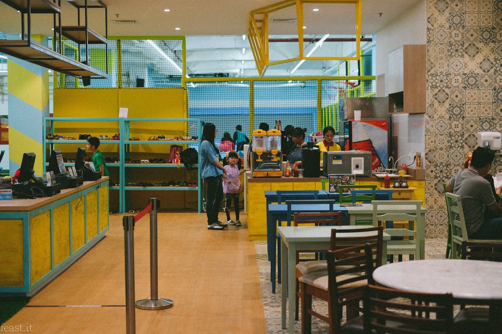 Feast.it - Indonesia Food and travel blogger : Bunny Cafe PIM Palembang