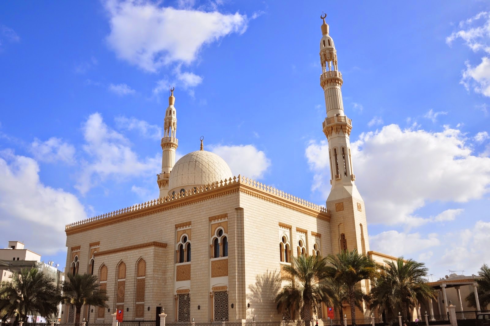 Dubai Photo Story: Mosques of Dubai