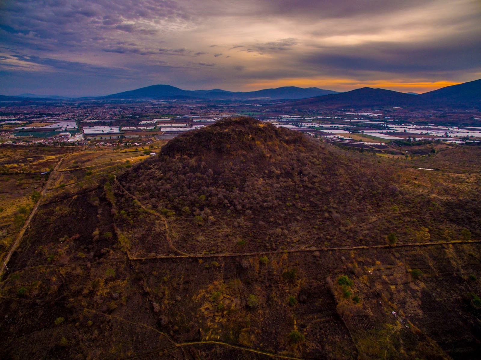 Jaime Ramos Méndez: Cerro El Curutarán en Jacona, Michoacán ...