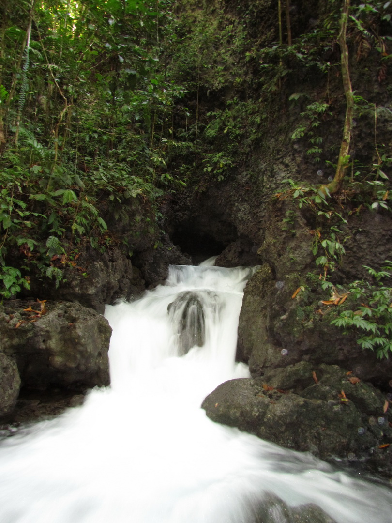 What not to do when travelling: Honiara, Mataniko Cascade Trek
