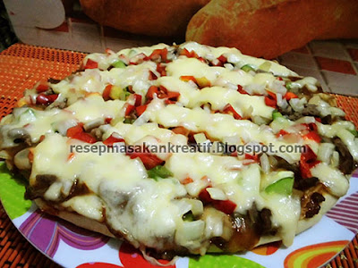 RESEP PIZZA KEJU SAUS BARBEQUE ALA RUMAHAN - Aneka Resep Masakan ...